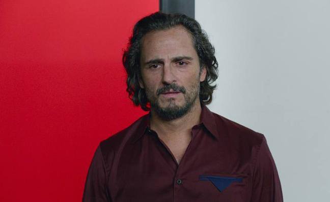La preciosa petición del actor Asier Etxeandia; quiere volver a entrar ...
