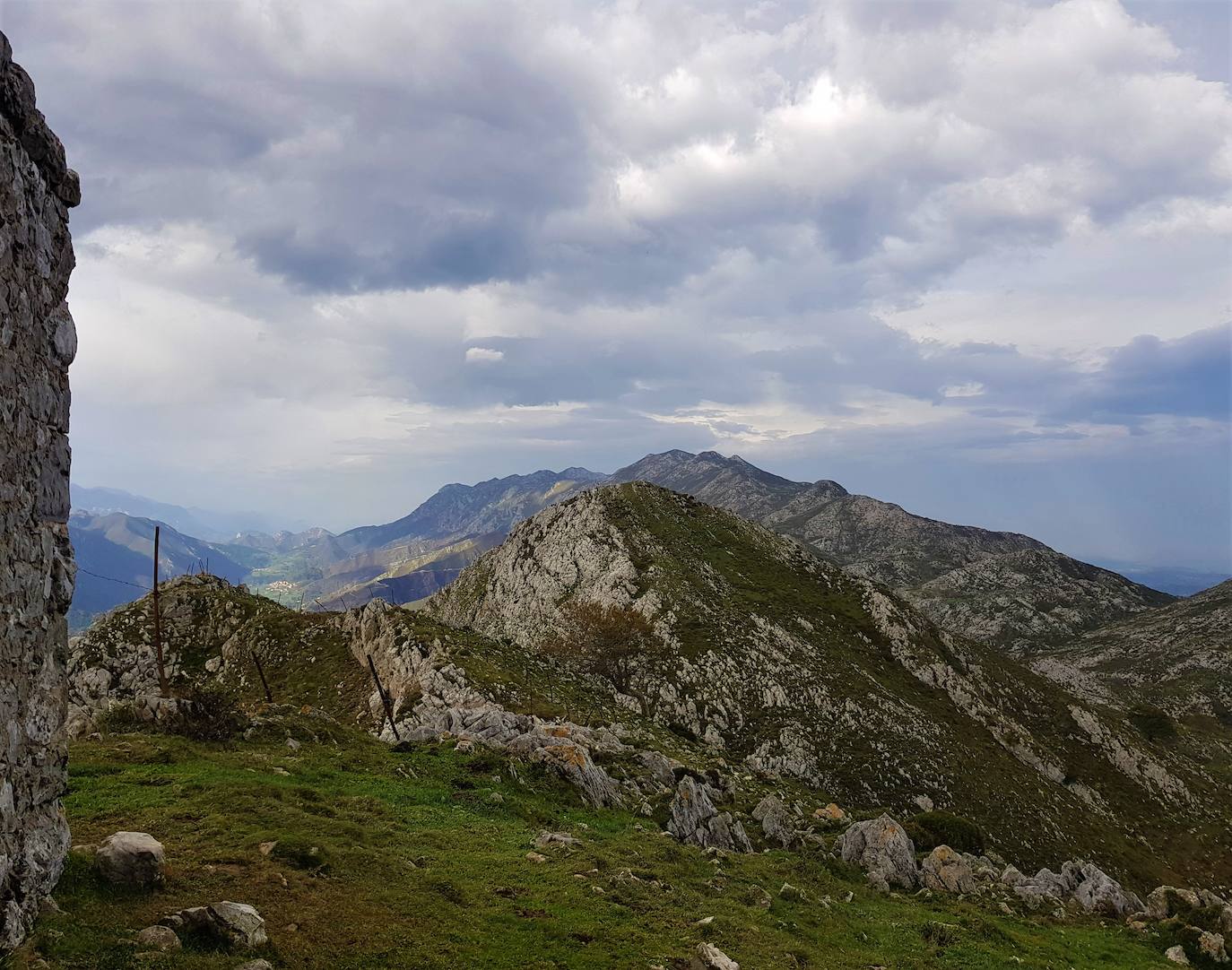 Ruta al pico Paisano desde Alevia (Peñamellera Baja)- Asturias Ruta al ...