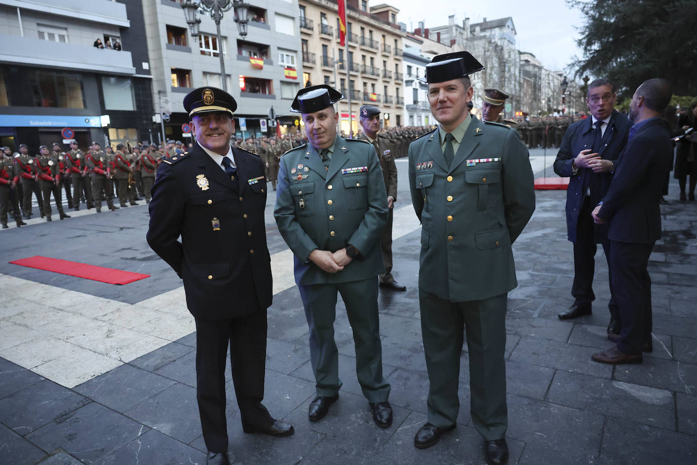 Fotos: Entrega de la Medalla de Oro al Regimiento «Príncipe» número 3 ...