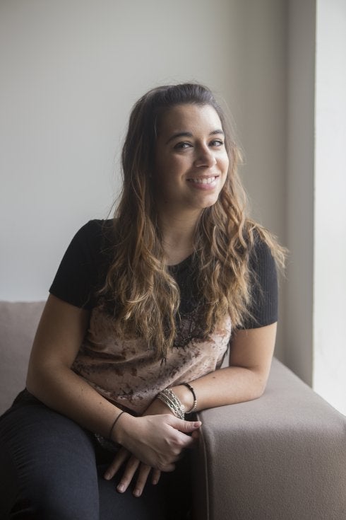 La cantante Paula Rojo, 'Mierense del mundo' | El Comercio